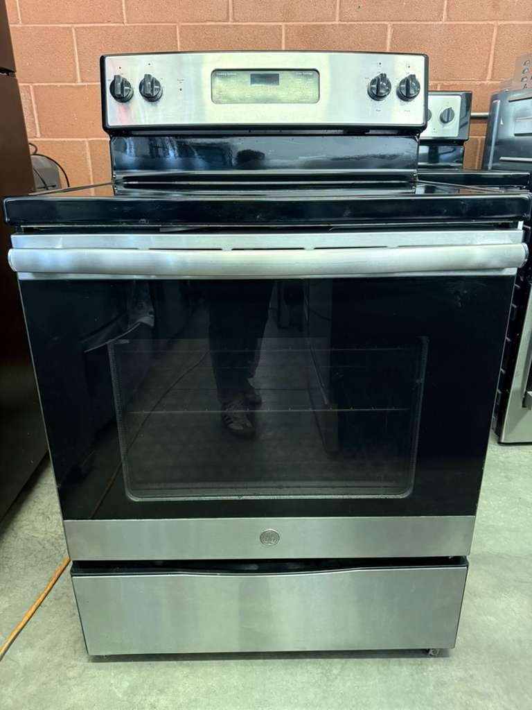 GE 30-Inch Electric Range with Self-Clean in Stainless Steel! - Freezetch